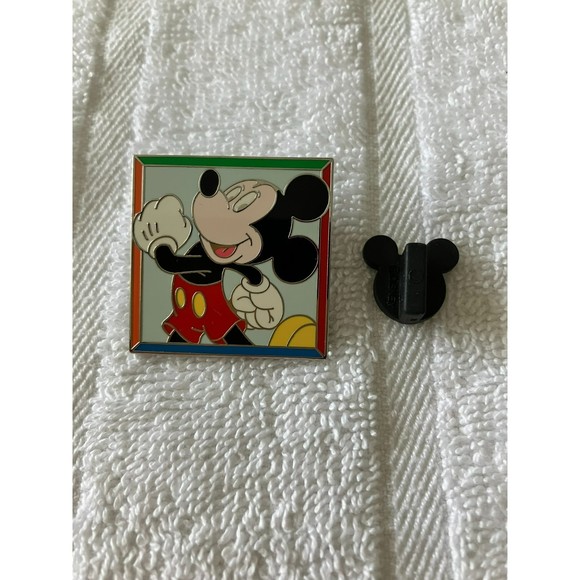 Toys | Disney Mm Gang Mickey Mouse 208 Puzzle Pin Trading | Poshmark